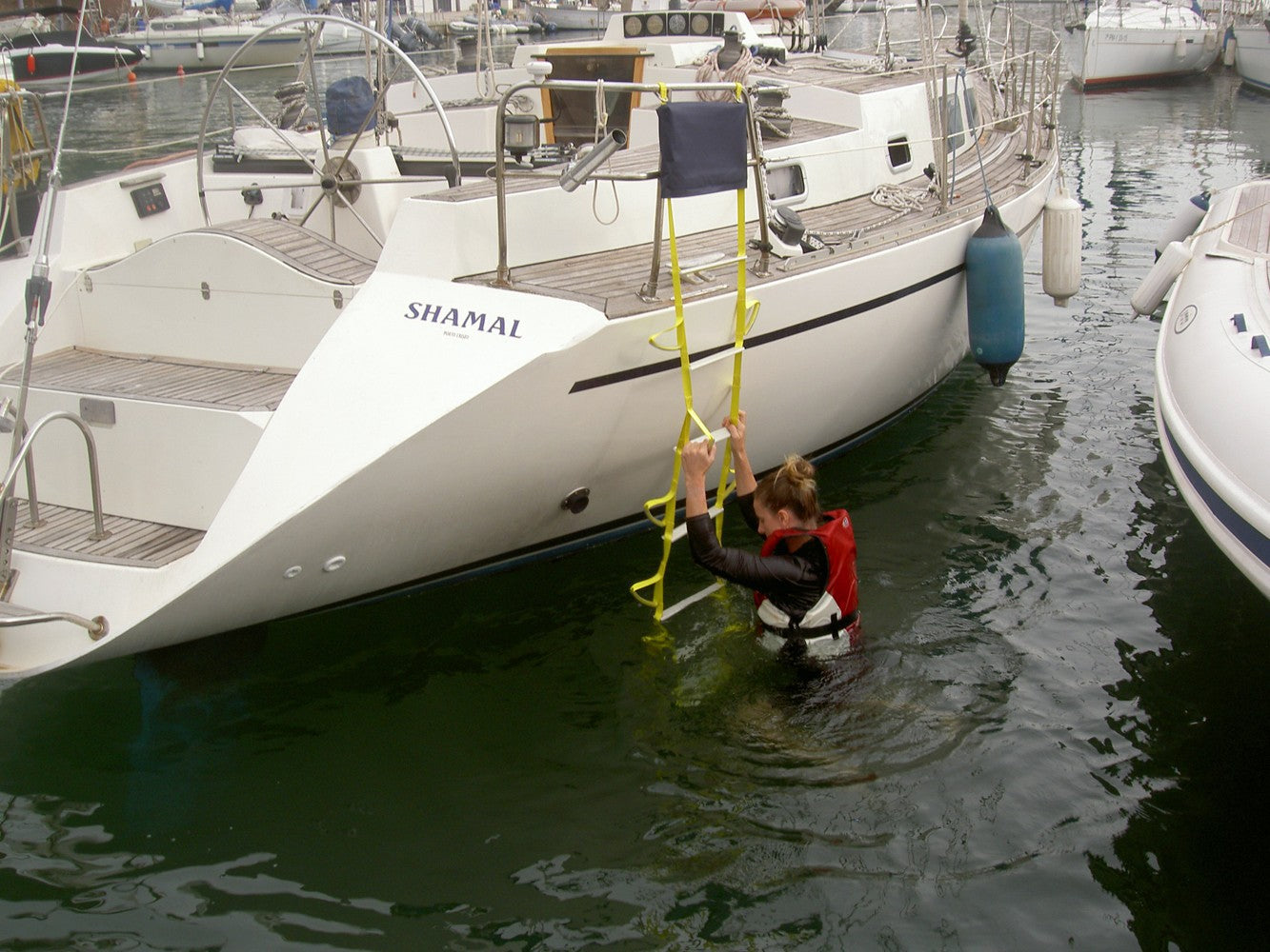 Emergency Ladder (7-steps, 15" wide, 6 lbs) – SWI-TEC America LLC